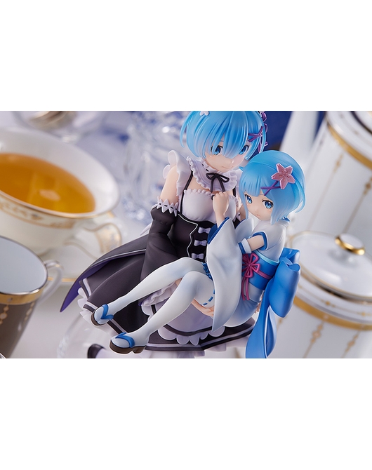 Re:ZERO -Starting Life in Another World- Figure Rem & Childhood Rem | GOODSMILE GLOBAL ONLINE SHOP