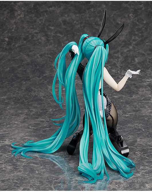 Hatsune Miku: Bunny Ver. / Art by SanMuYYB | GOODSMILE GLOBAL ONLINE SHOP